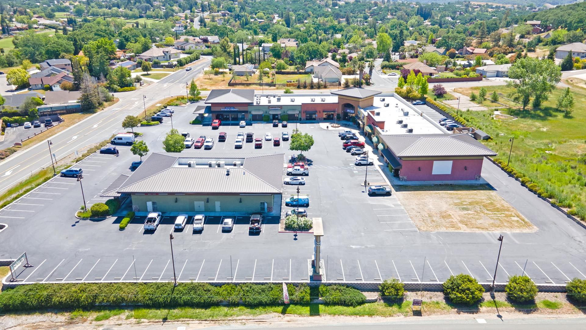 About Us - The Terrace Plaza